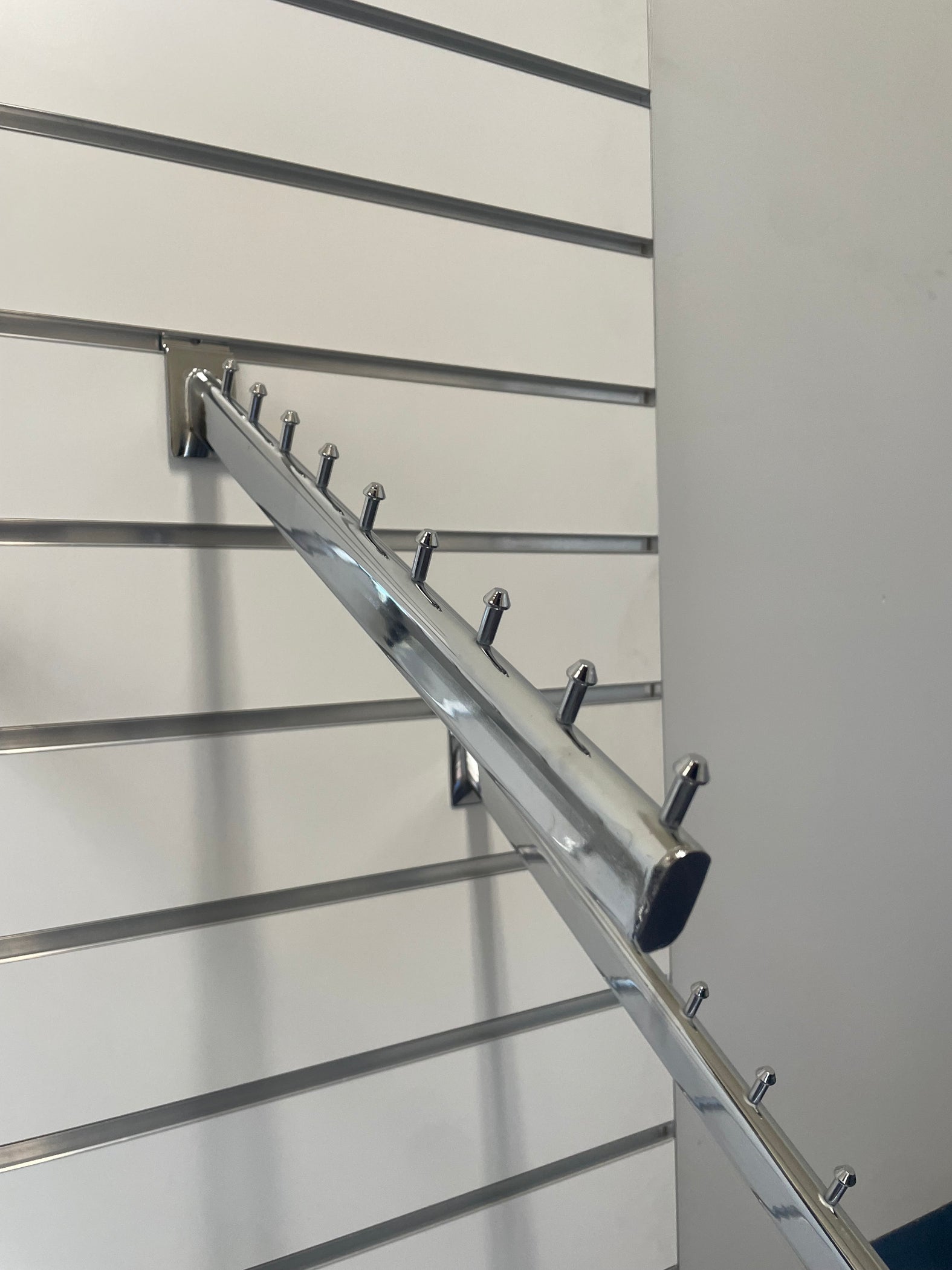 Slatwall - 9-Pin Sloping Arm 400mm — Cheap Shelving